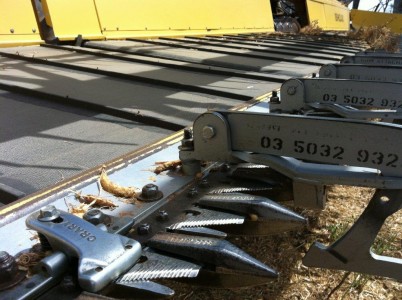 Crop Lifters - CJM AttachmentsCJM Attachments